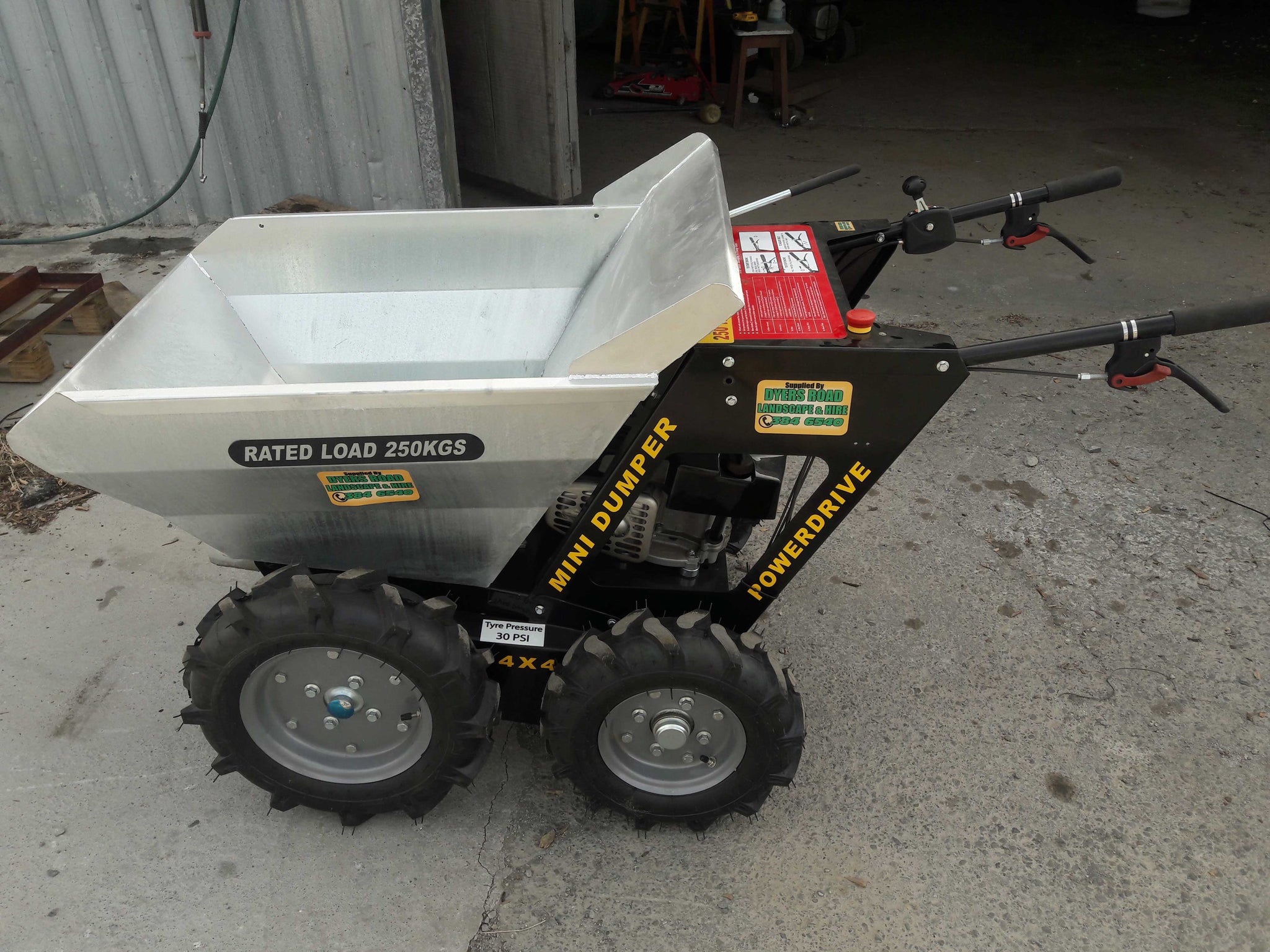 Power Barrow 250kg – Dyers Road Landscape & Hire